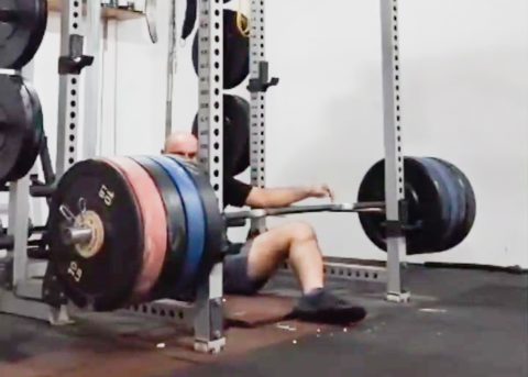 Why Some Lifters Pass Out After Deadlifts, and How to Avoid It ...