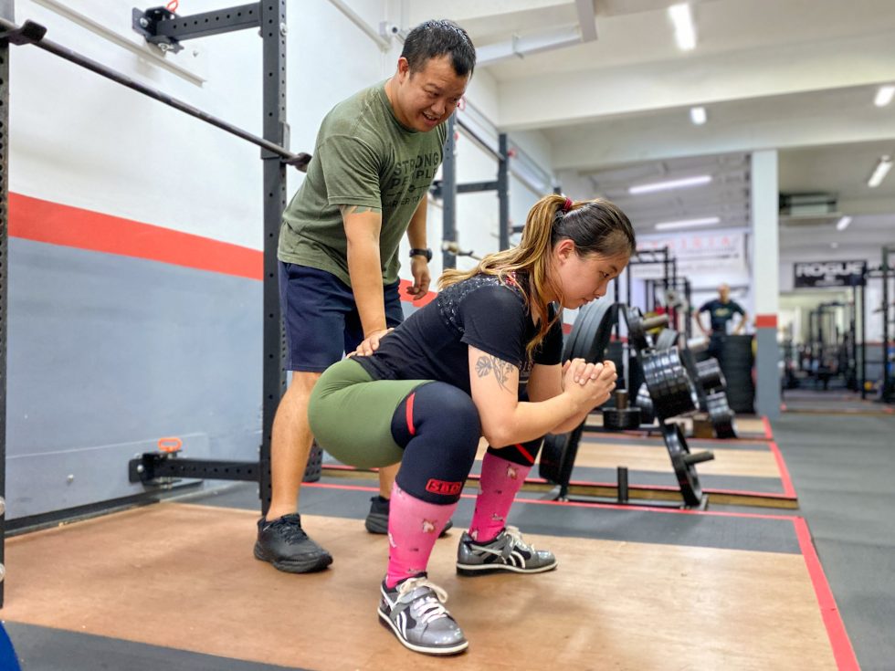 Where to Look While Squatting | Hygieia Strength & Conditioning